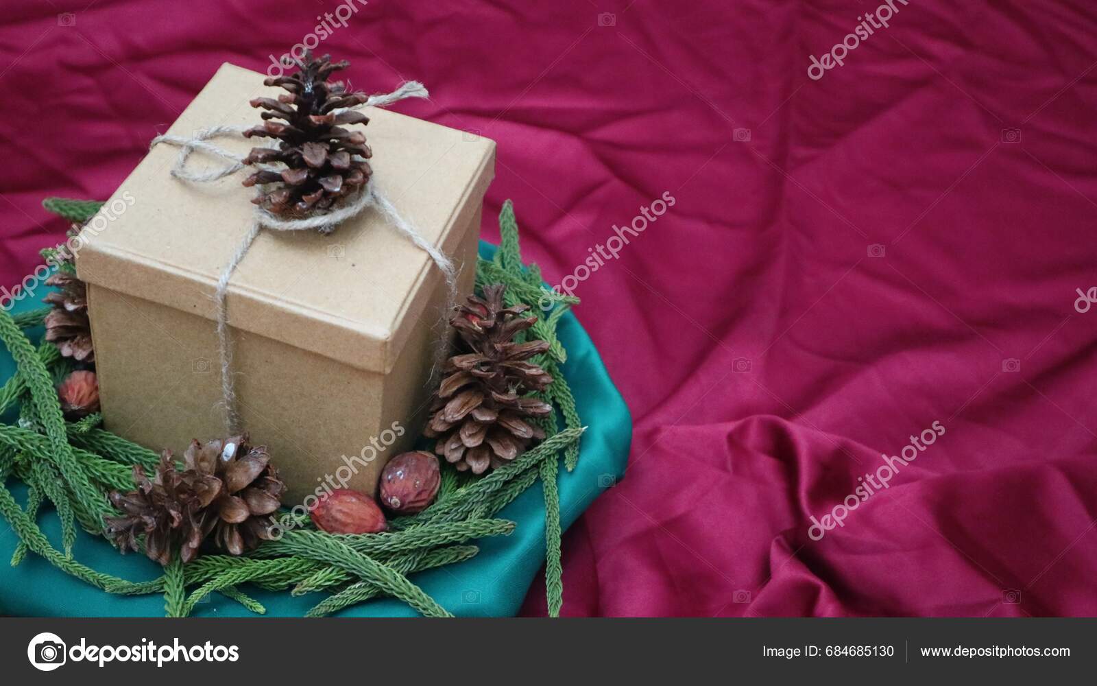 Christmas Background Pine Leaves Dried Pine Gift Box Red Background Stock Photo by ©wahjoekris ...