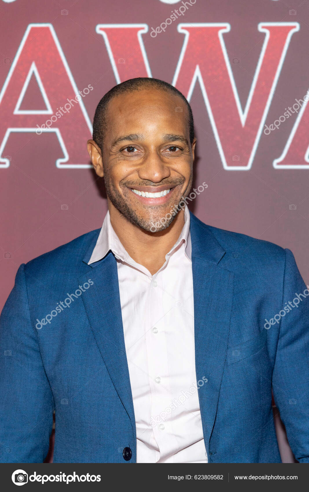 Michael Cory Davis Attends Bet Holiday Hideaway Los Angeles Premiere ...