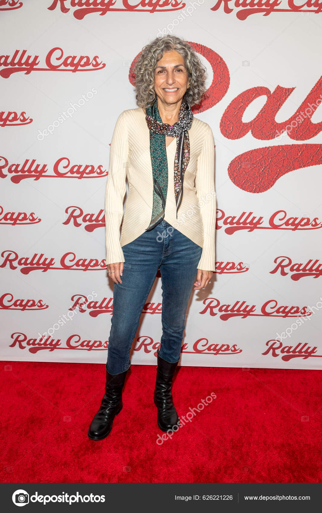 Cathy Ladman Attends Los Angeles Private Screening Rally Caps Dga ...