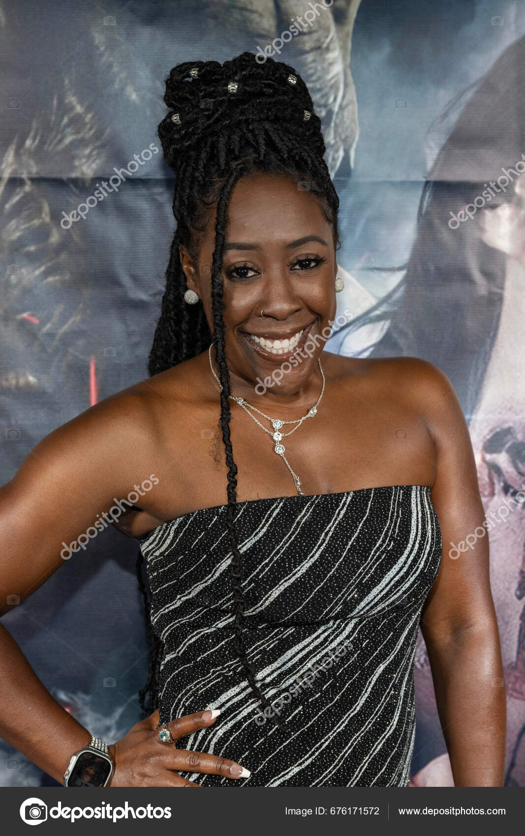 Actress Jezar Riches Attends Los Angeles Film Premiere All Laemmles ...