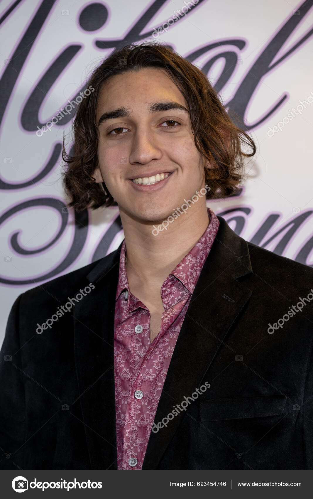 Singer Sage Sam Attends Toys Charity Night Nikol Strong's Birthday ...