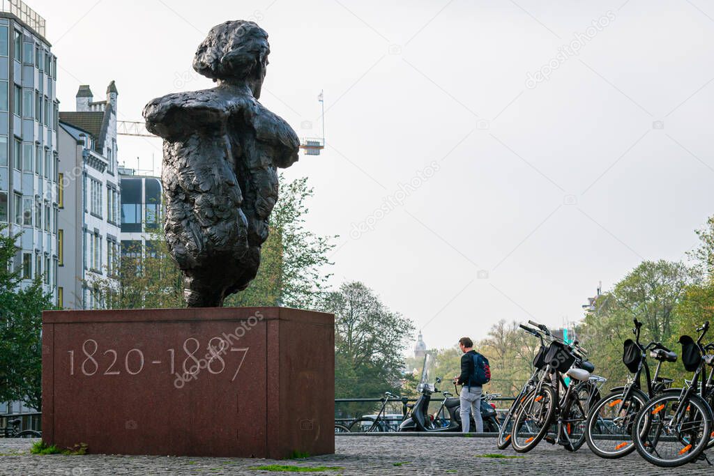 Multatuli Eduard Douwes Dekker 1820-1887 mejor conocido por su ...