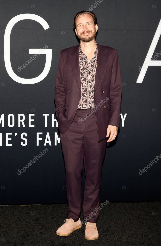 Los Angeles, CA, - 07 / 12 / 2022: Adam Hendricks llega al estreno de ...