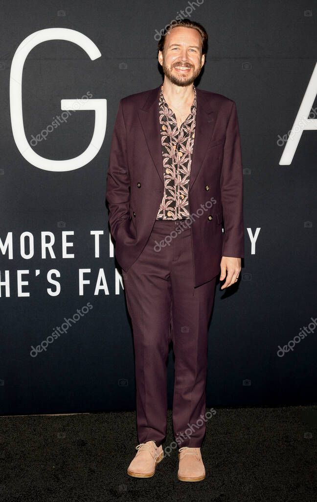 Los Angeles, CA, - 07 / 12 / 2022: Adam Hendricks llega al estreno de ...