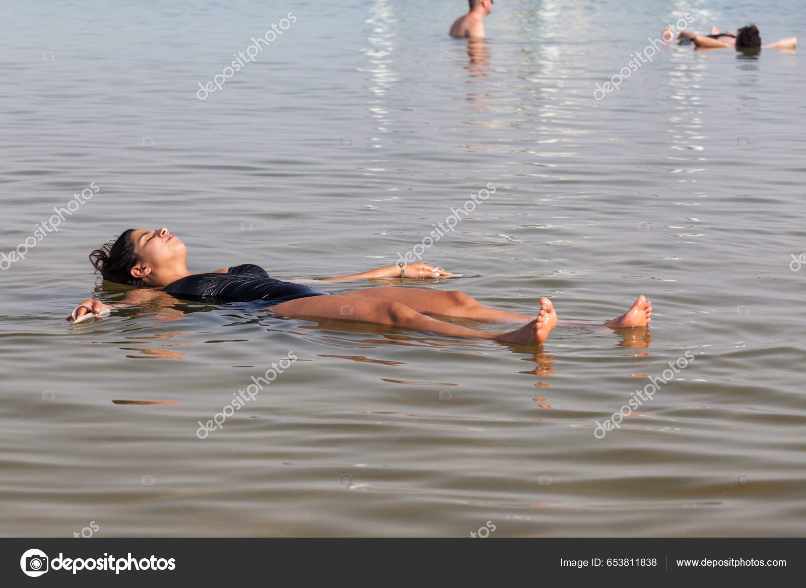 Ein Bokek Israel Circa May 2018 People Floating Dead Sea — Stock Editorial Photo © LUKASZNOWAK ...