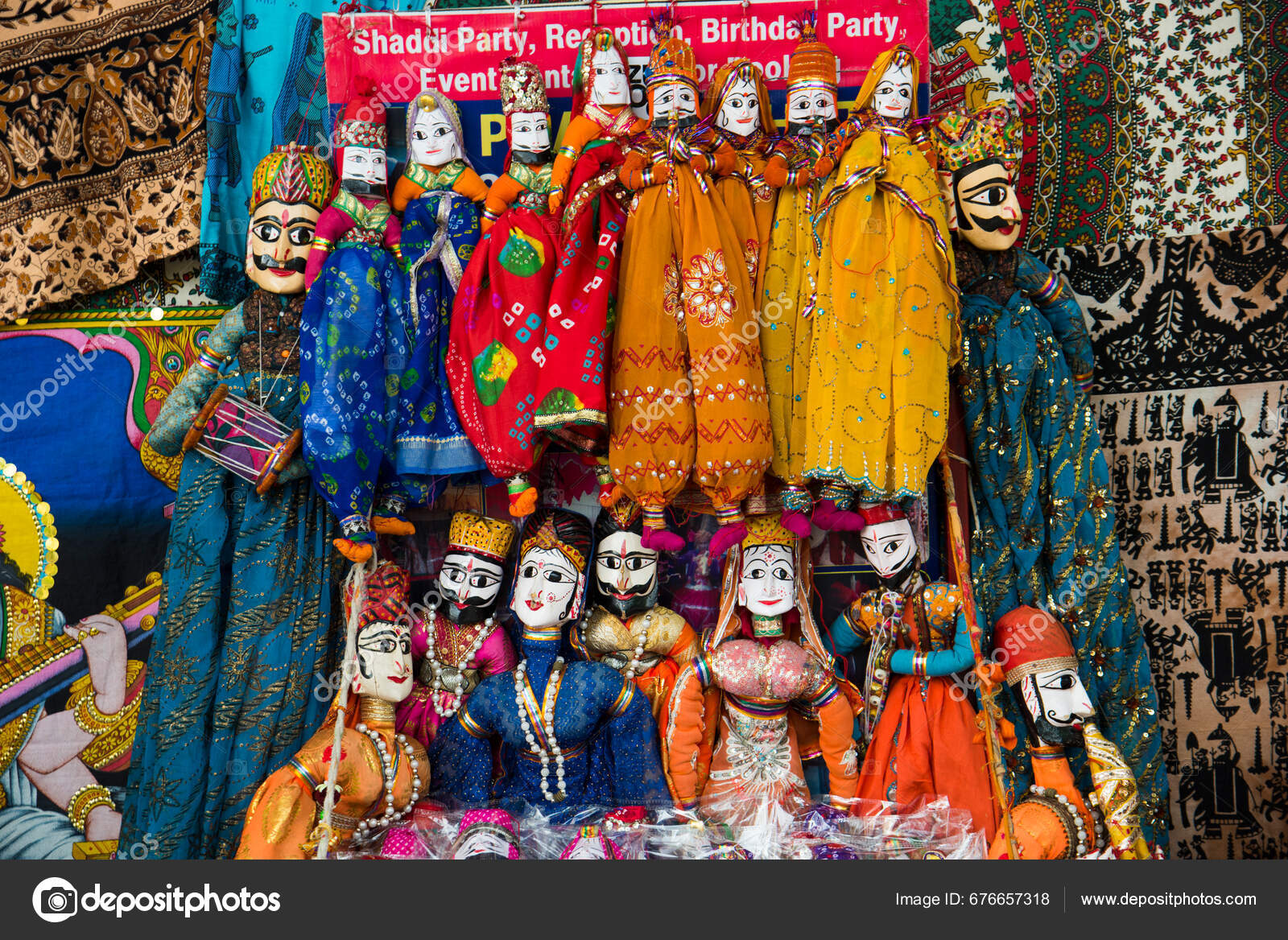 Puppets Wall Sale Street Jaipur India — Stock Photo © CRSPHOTOS #676657318