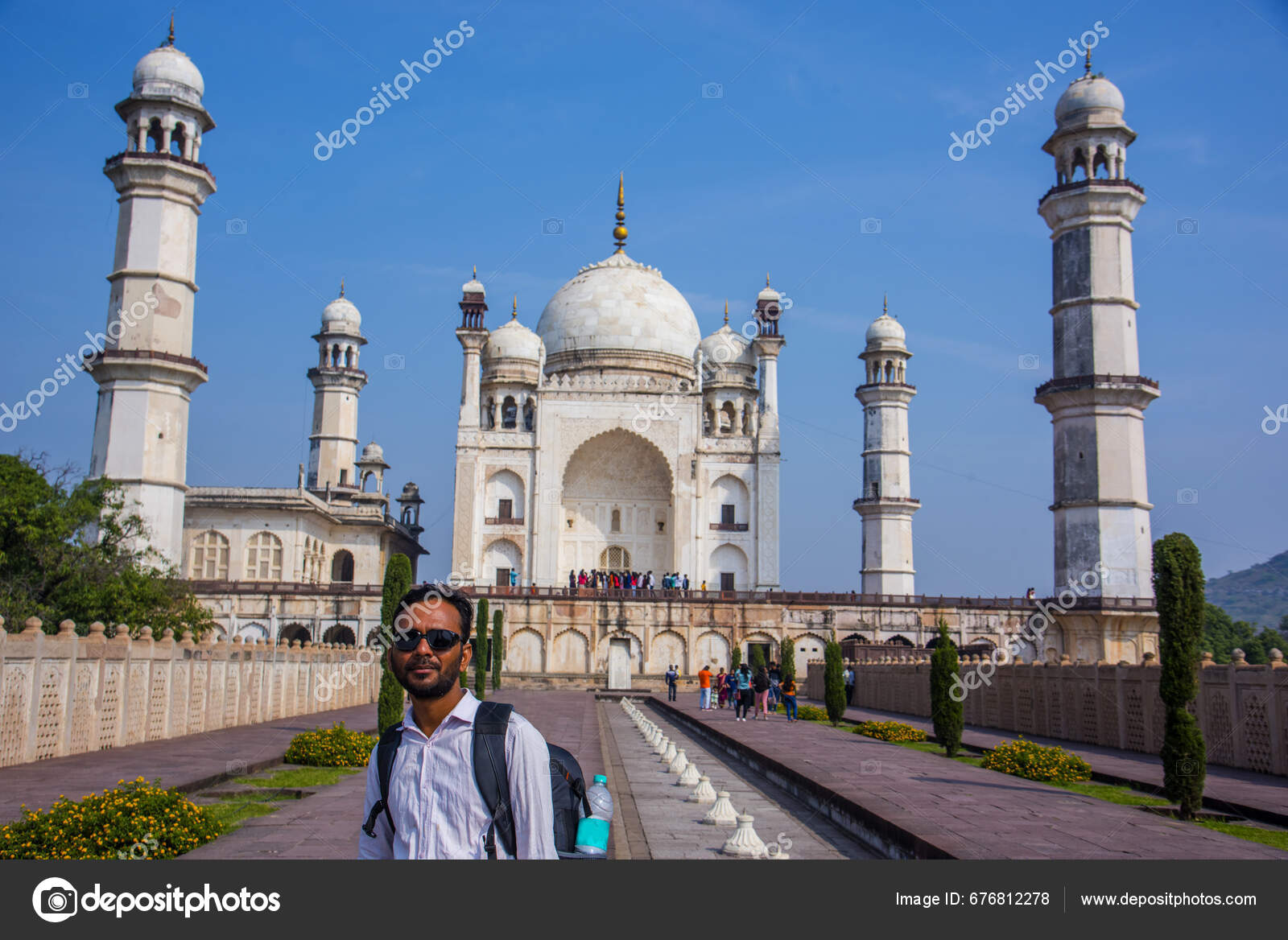 Tourist Visit Bibi Makbara Landmark Aurangabad Maharashtra India ...