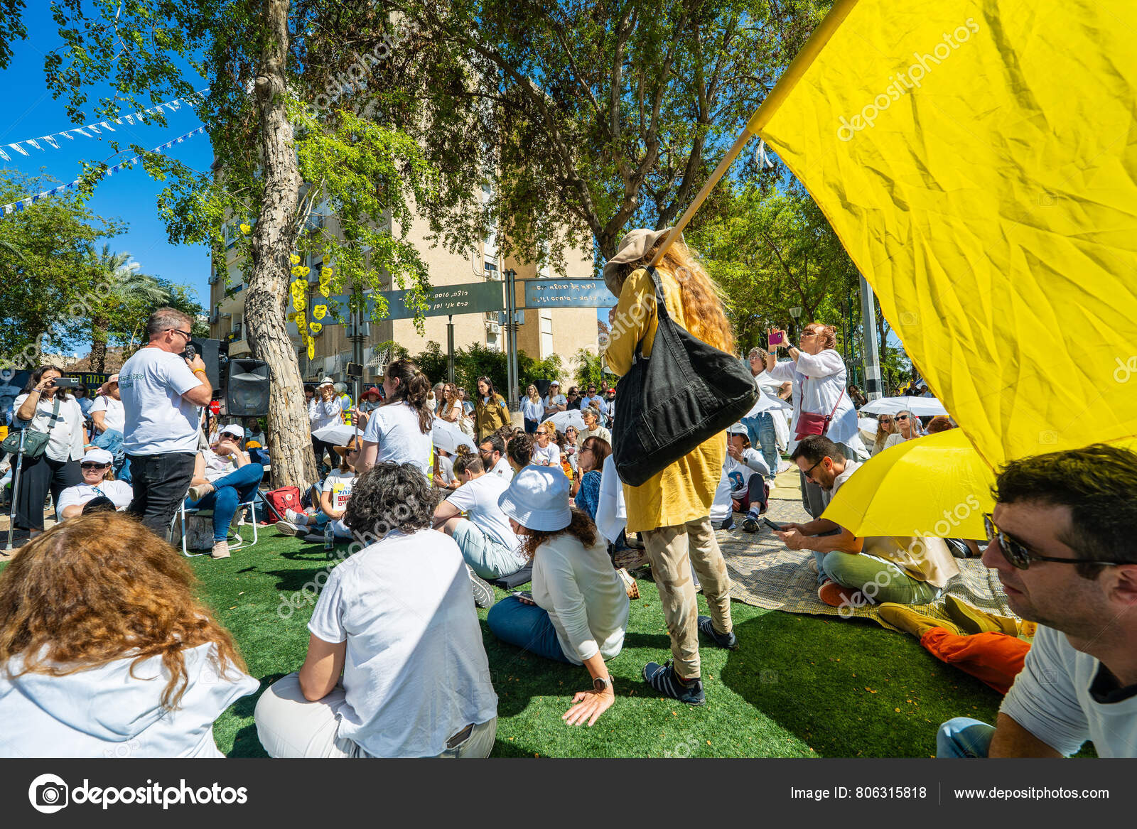 Kiryat Bialik Israel Abril 2025 Hagai Angrest Padre Matan Angrest ...