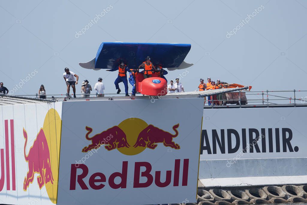 ISTANBUL, TURKIYE - AUGUST 14, 2022: Competitor performs a flight with ...