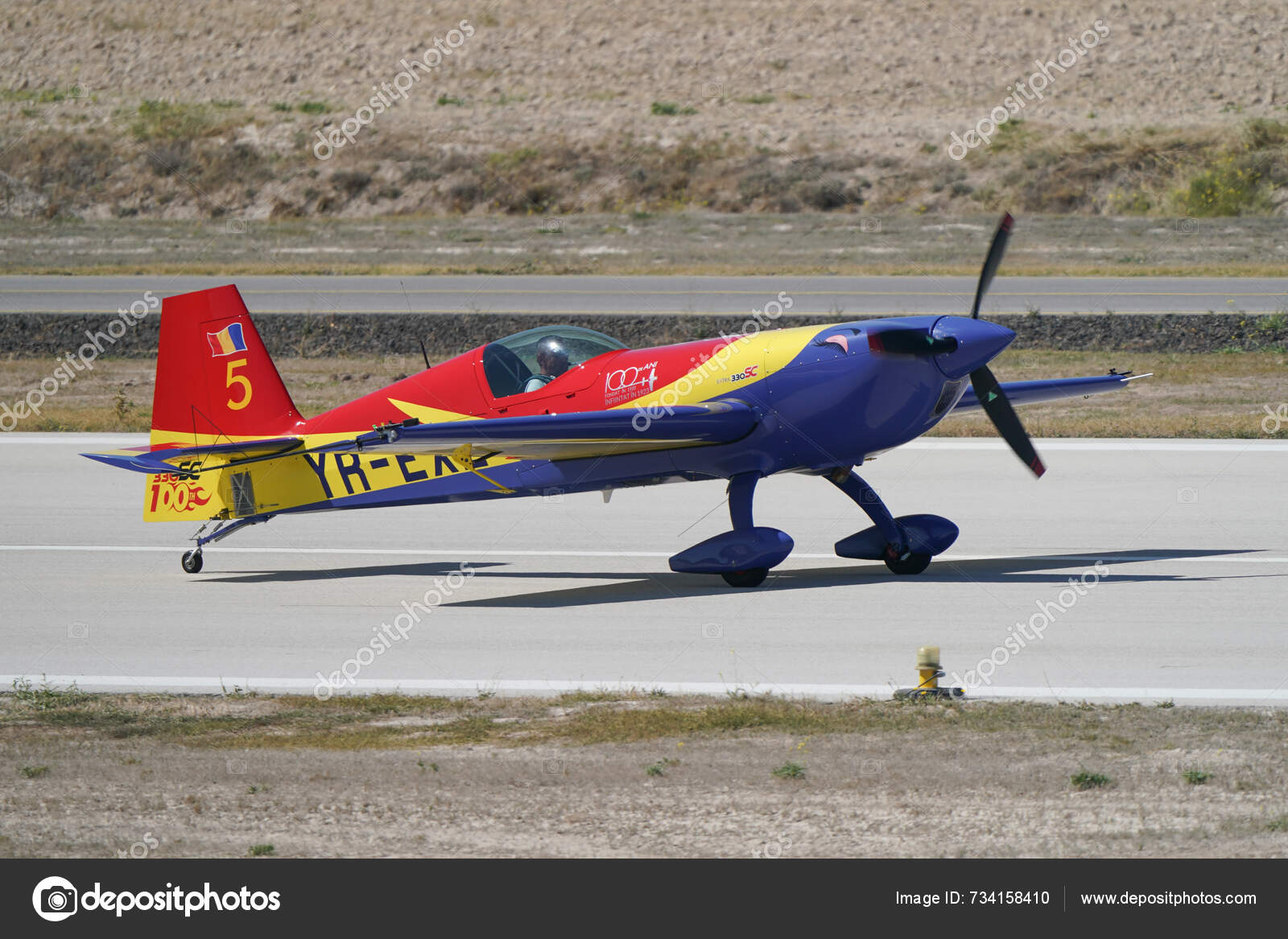 Eskisehir Turkiye September 2023 Romanian Hawks Aerobatics Team Extra ...