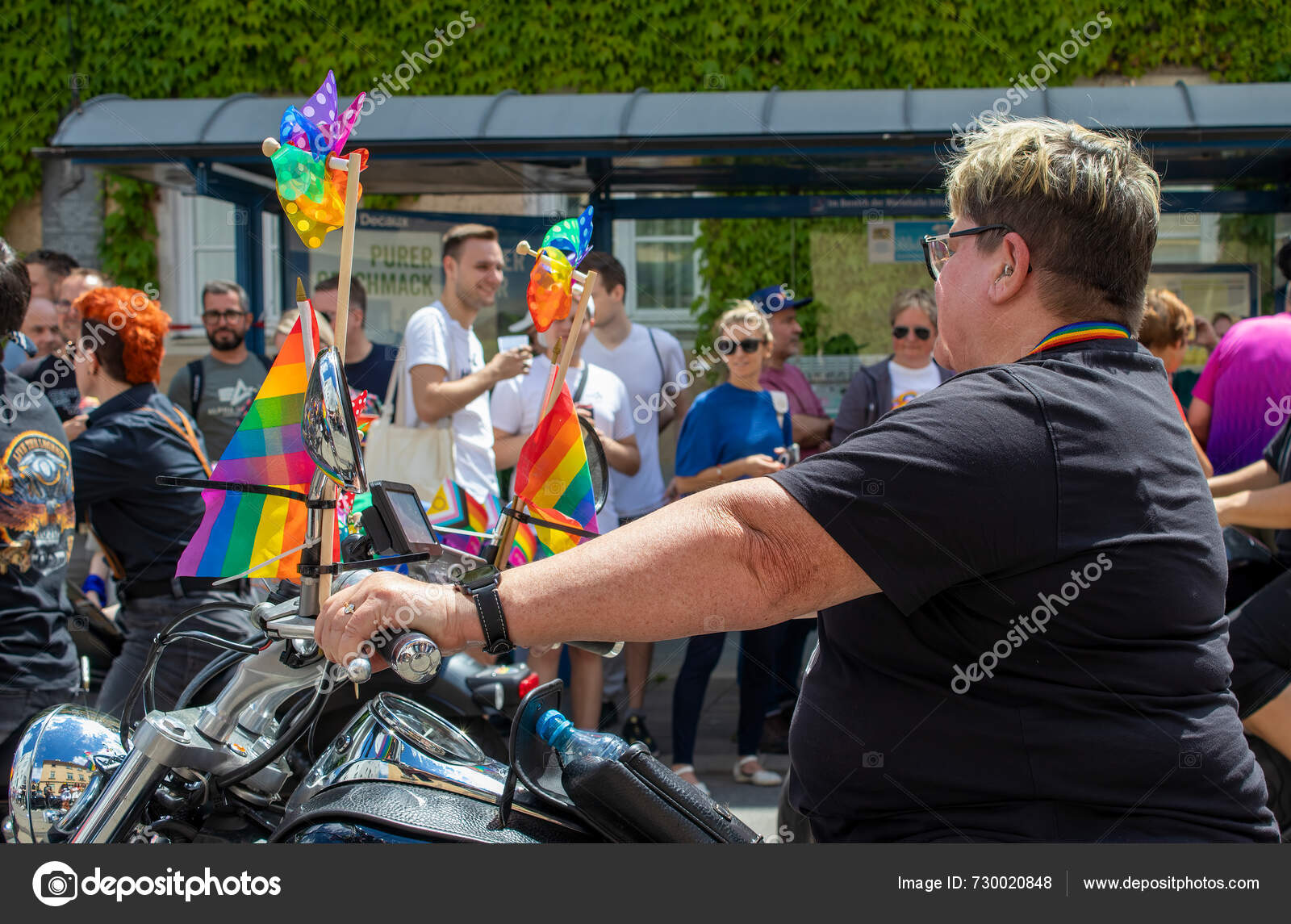 München Tyskland Juni 2024 Pride Parade Ljusa Och Glada Parad ...