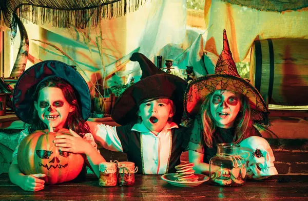 Little zombie girl Stock Photos, Royalty Free Little zombie girl Images ...