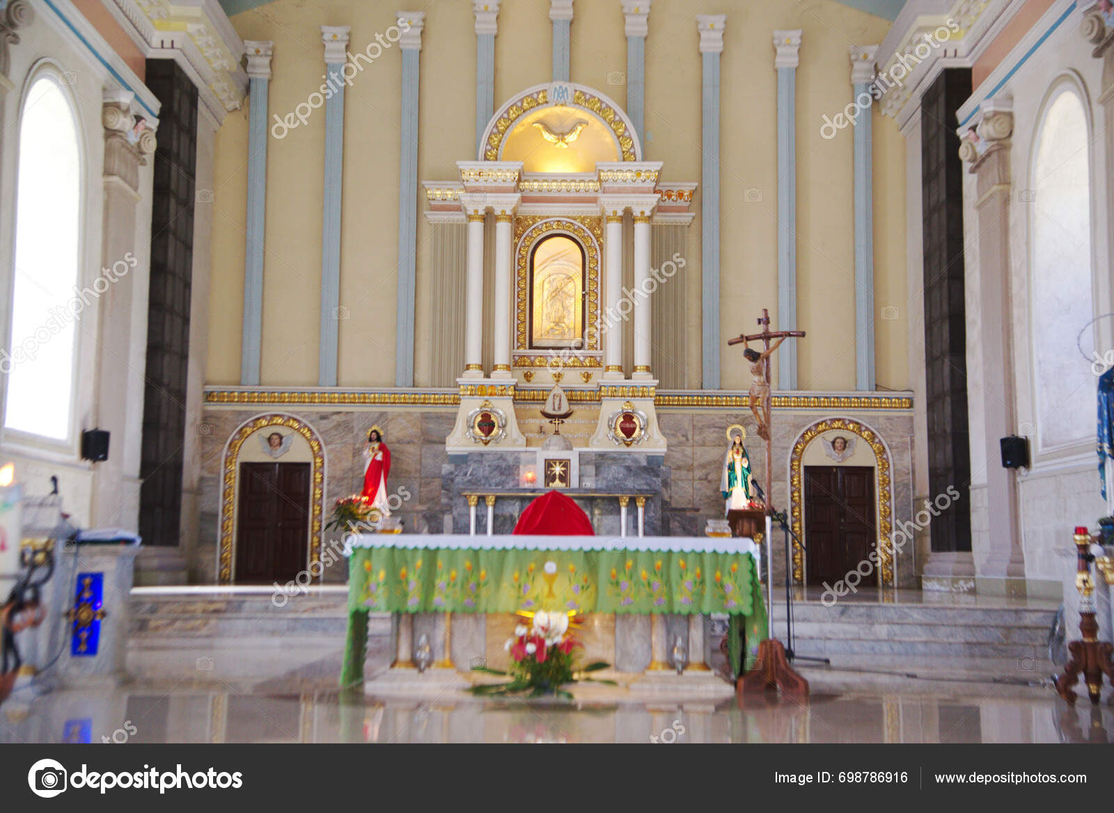 Statue Virgin Mary Altar Ruins Oslob Museo Oslob Parish Church — Stock ...