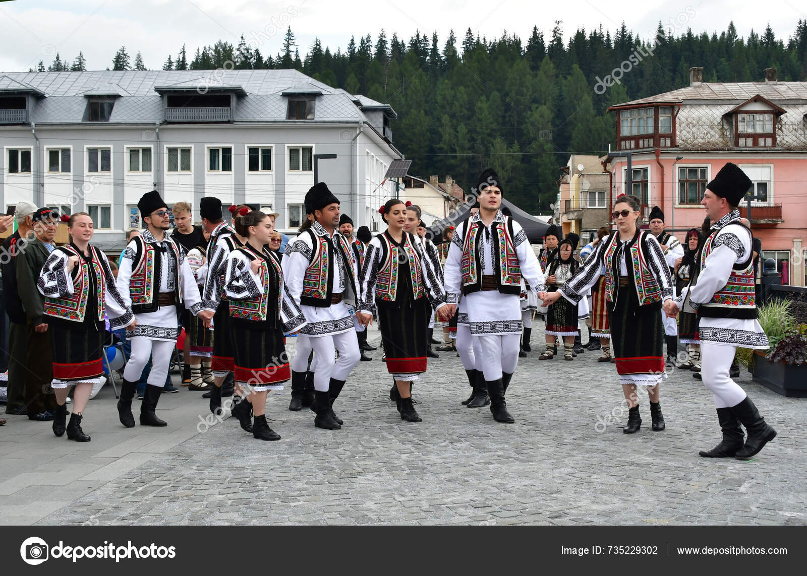 Vatra Dornei Romania June 2024 Young Old Women Men Bucovina — Stock ...