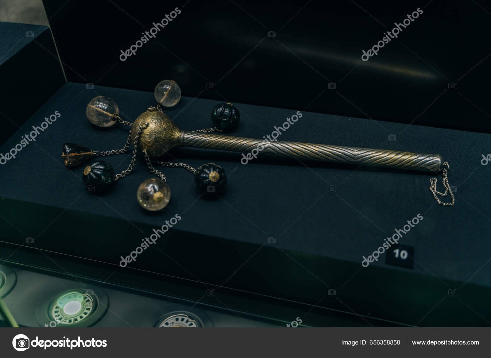 Antique Ottoman Sword Weapons Collection Istanbul Topkapi Palace Turkey ...