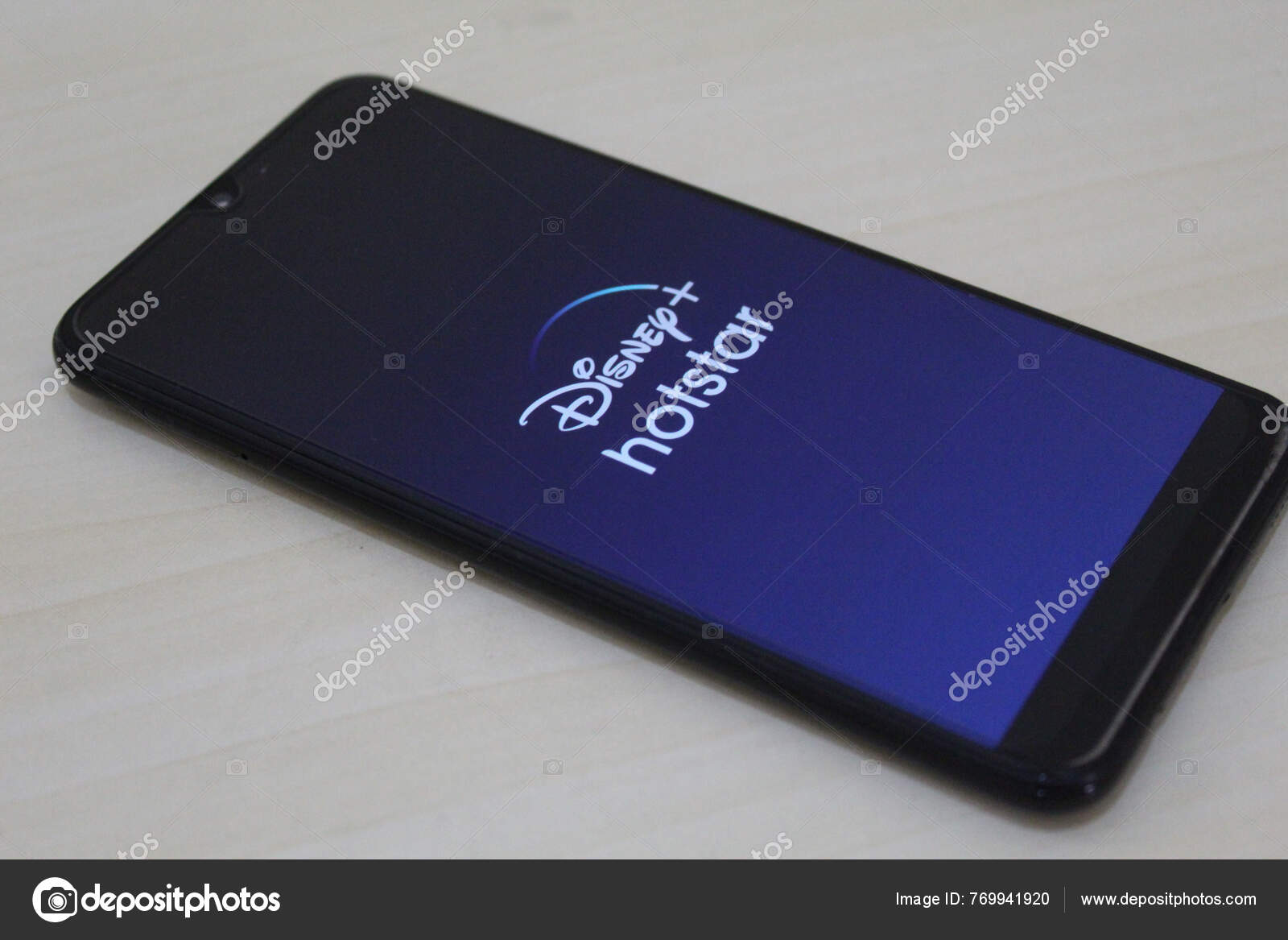 Disney Hotstar App Logo Display Smartphone Disney Global Provider ...