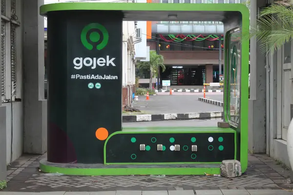 Gojek Stok Foto, Gojek Gambar Bebas Royalti | Depositphotos