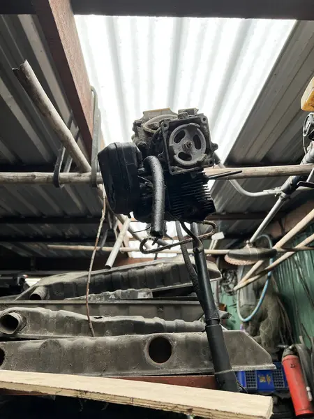 Car engine scrap images libres de droit, photos de Car engine scrap ...