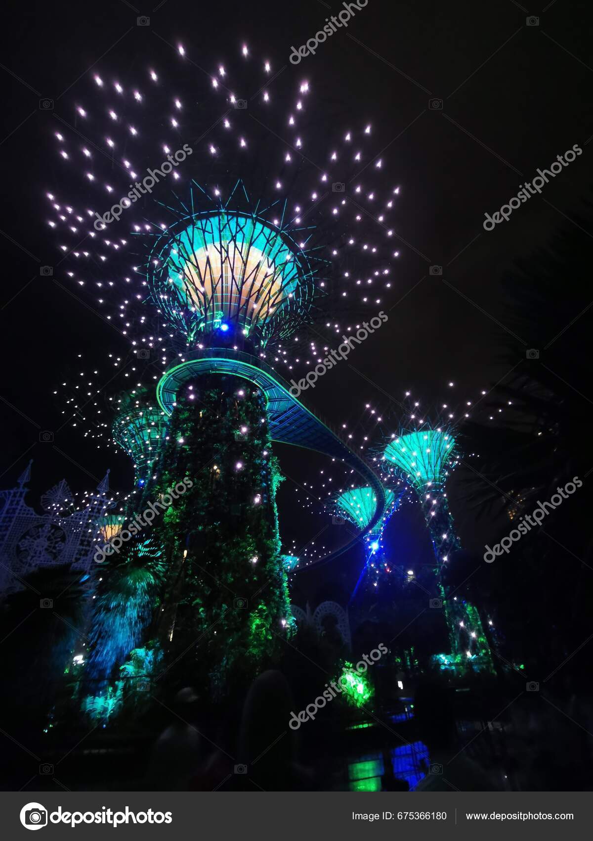 Supertrees Tree Structures Dominate Gardens' Landscape Heights Range ...