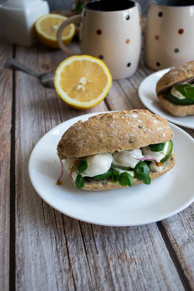 Labneh sandwich Stock Photos, Royalty Free Labneh sandwich Images ...