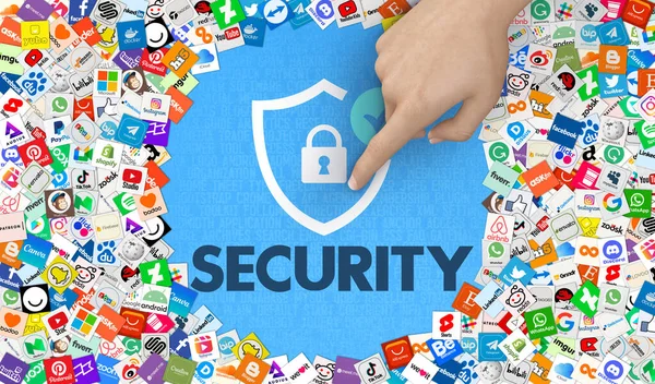 Qué es la seguridad en redes sociales fotos de stock, imágenes de Qué ...