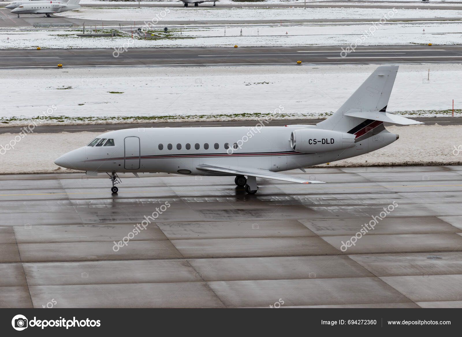 Zurich Switzerland December 2023 Dld Dessault Falcon 2000Ex Aircraft ...