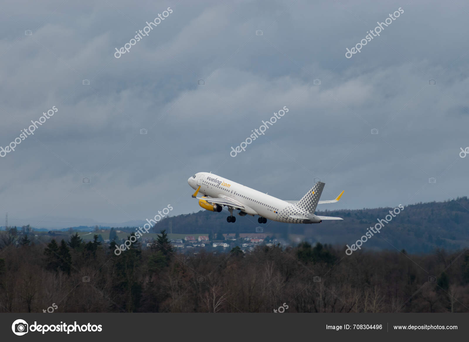 Zurich Switzerland January 2024 Mko Vueling Airbus A320 232 Aircraft ...