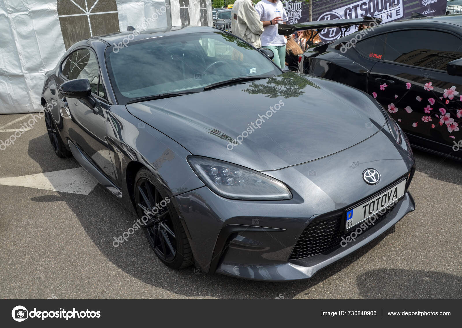 Toyota Gr86 Compact Rear Wheel Drive Coupe Developed Jointly Subaru ...