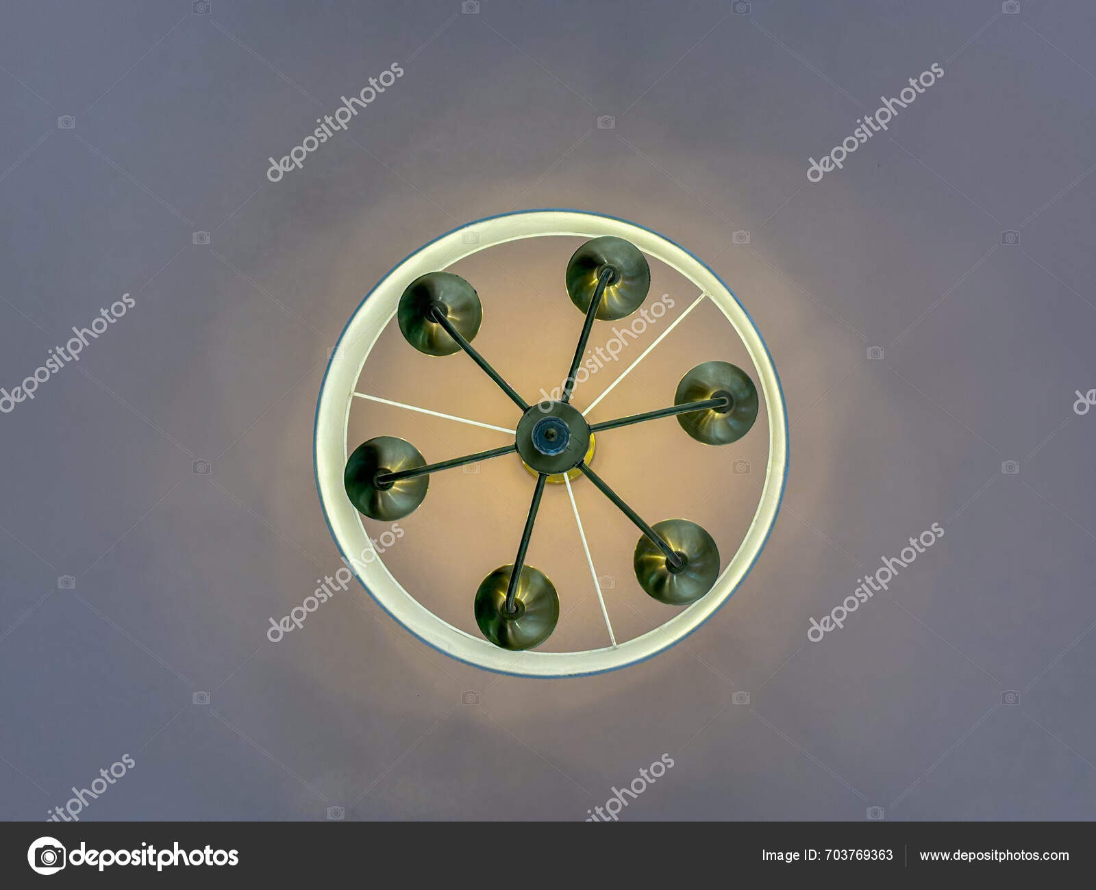 Circular Light Fixture Six Lights Attached Evenly Its Perimeter ...