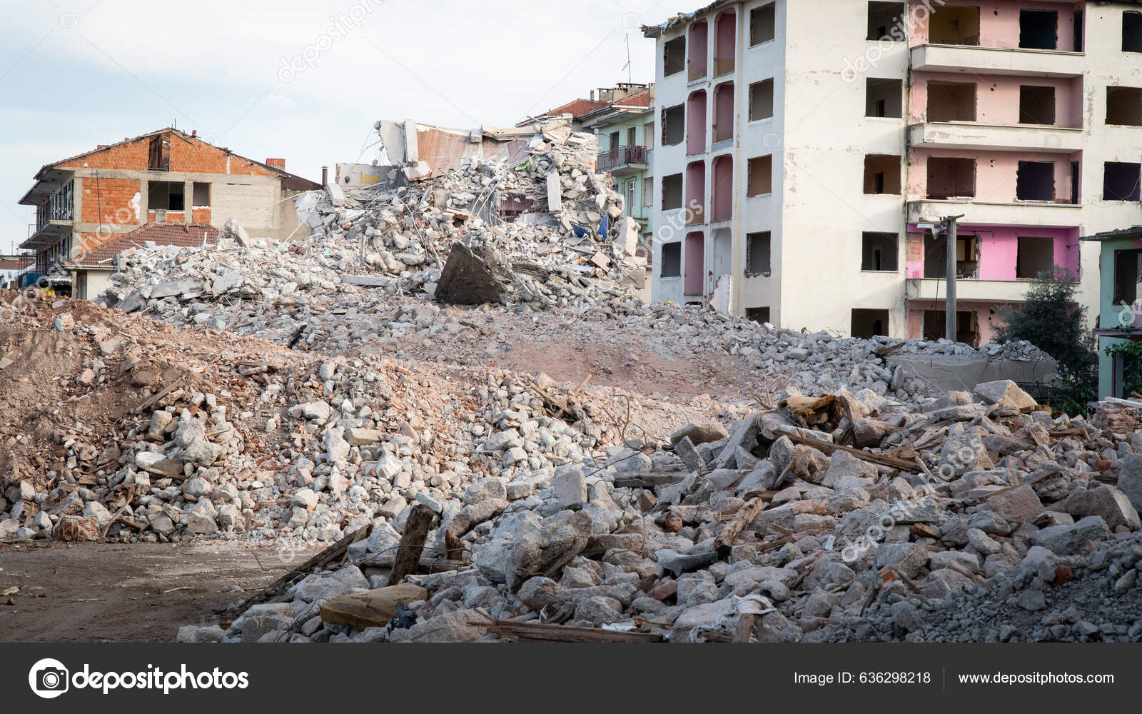Earthquake Damage City Destroyed Buildings Earthquake Collapsed ...