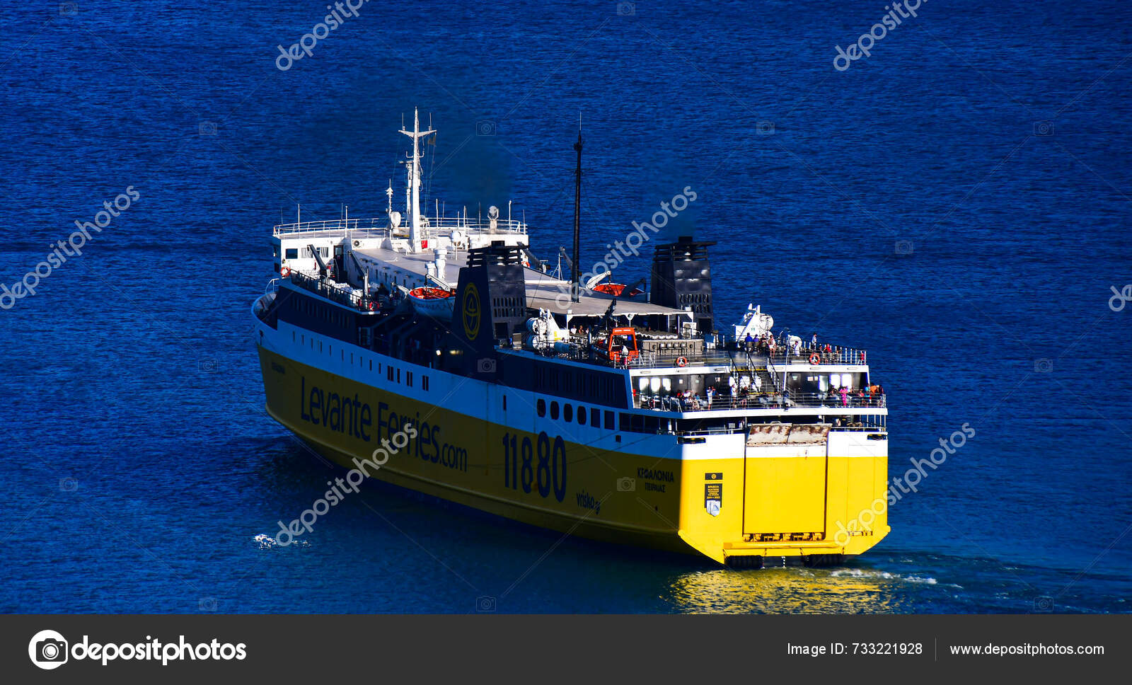 Zakynthos Grecia Junio 2024 Ferry Lujo Cefalonia Levante Ferries Navega ...