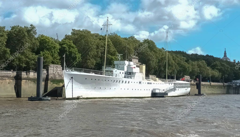 HQS Wellington (Head Quartership) sirvió como escolta de convoy durante ...