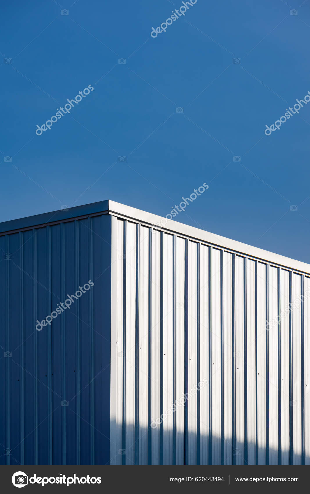 Corrugated Steel Warehouse Building Wall Sunlight Reflection Surface ...