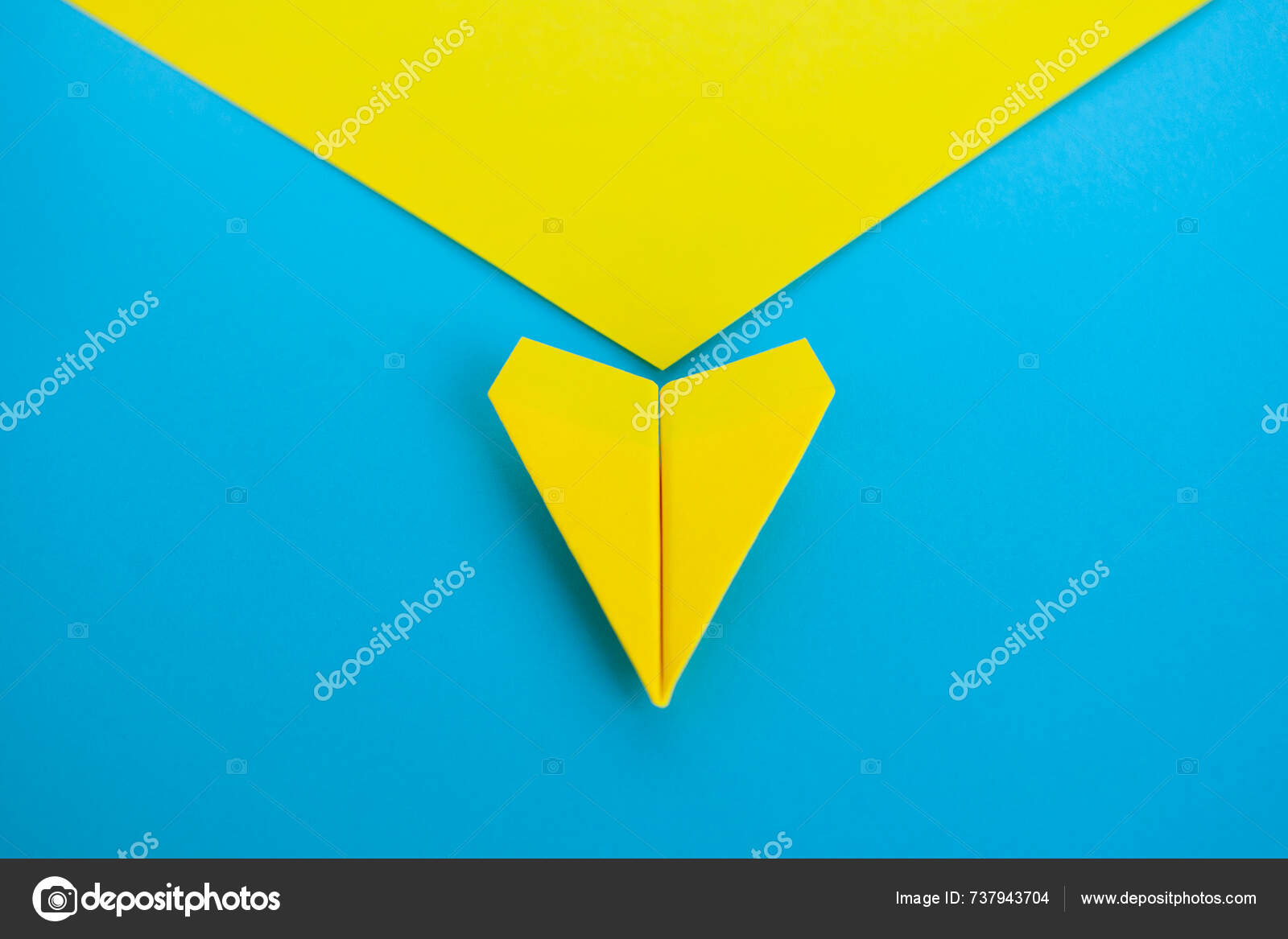 Close Top View View Yellow Paper Airplane Flying Route Blue — Stock ...