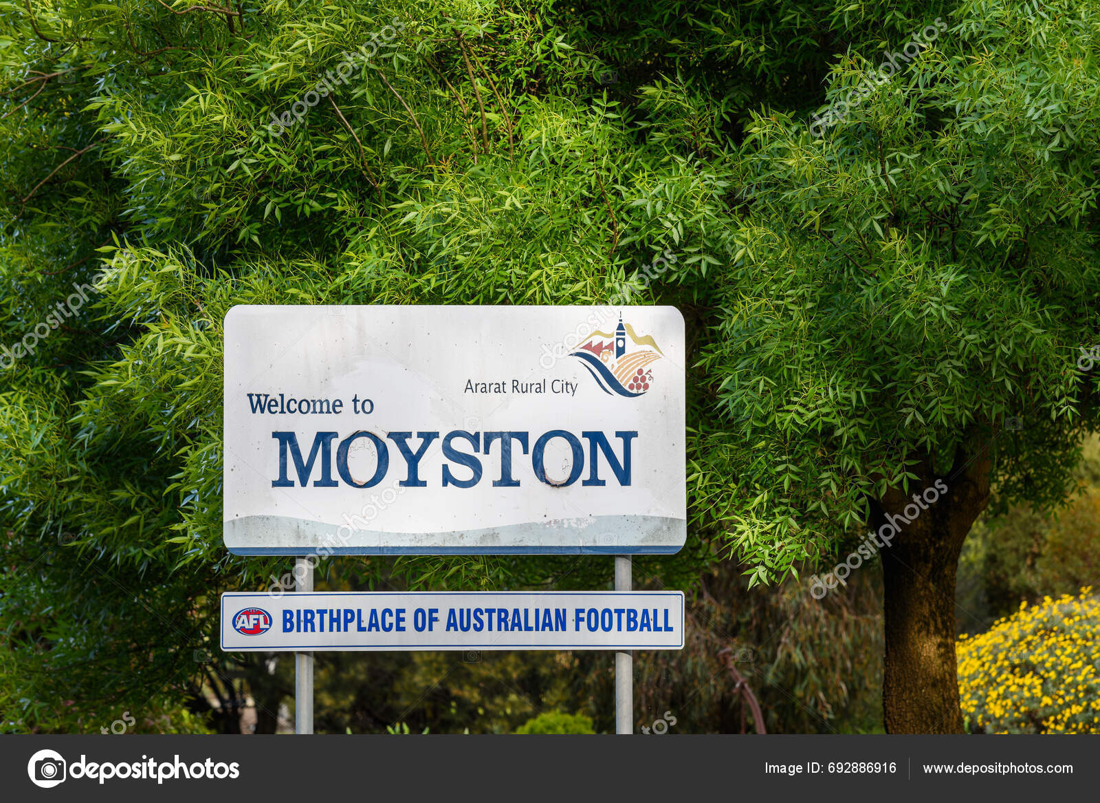Moyston Victoria October 2023 Moyston Entry Sign Viewed Road Day – Stock Editorial Photo ...