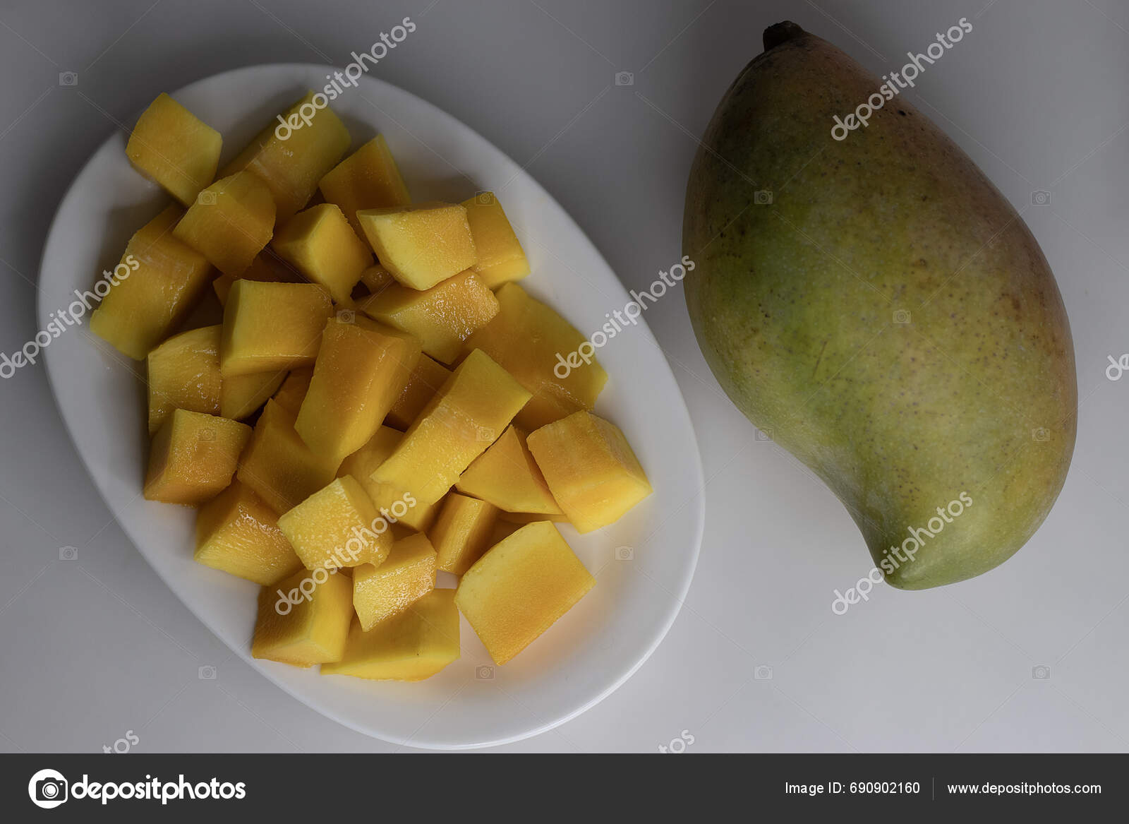 Fresh Large Totapuri Mangoes Sliced Small Pieces Juicy Vibrant Color ...