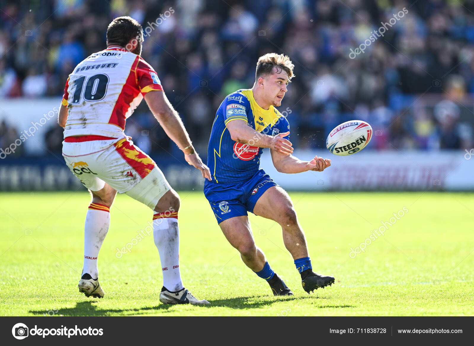 Leon Hayes Warrington Wolves Acción Durante Partido Betfred Super ...