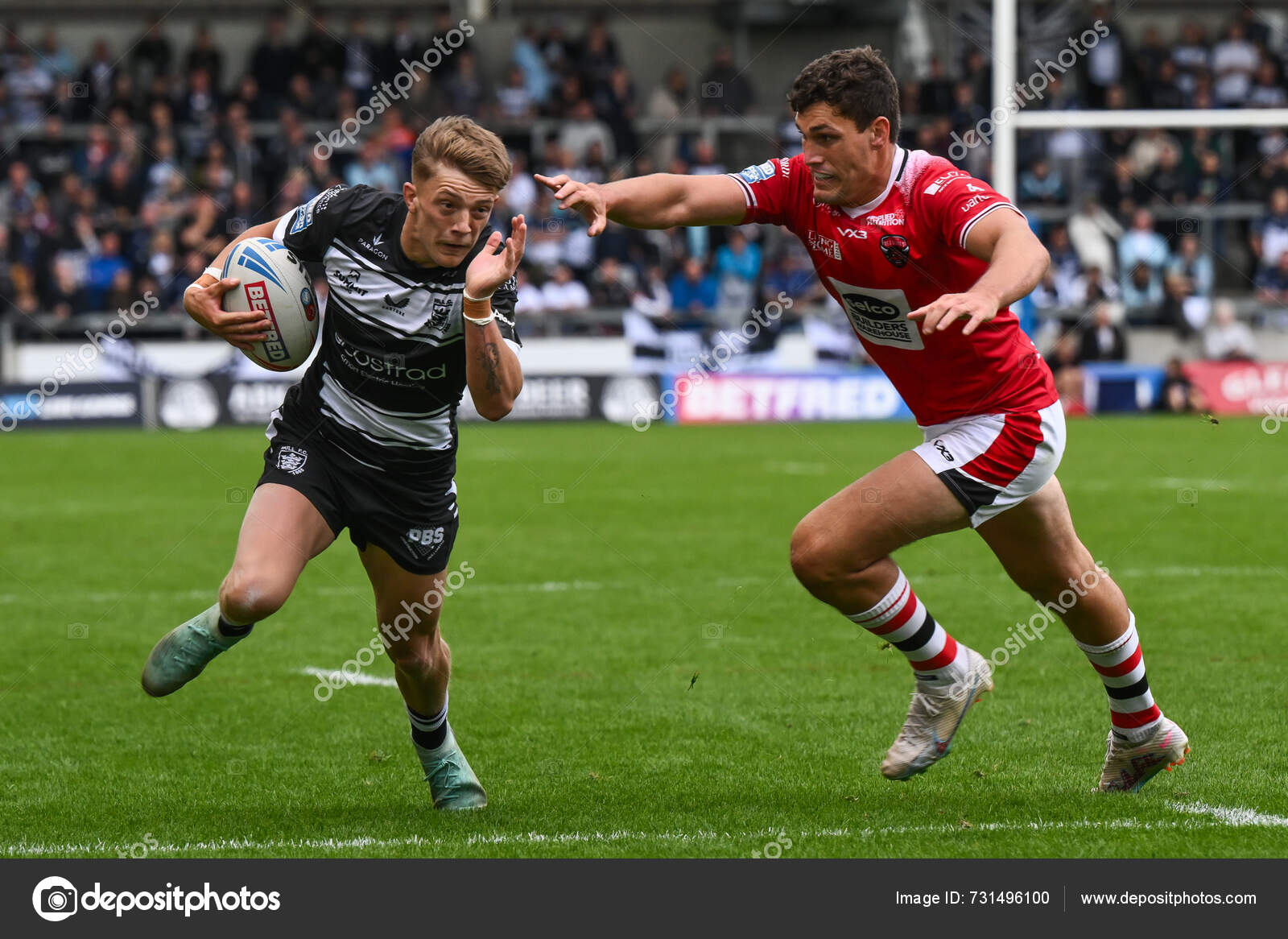 Logan Moy Hull Breaks Sam Stone Salford Red Devils Betfred — Stock ...