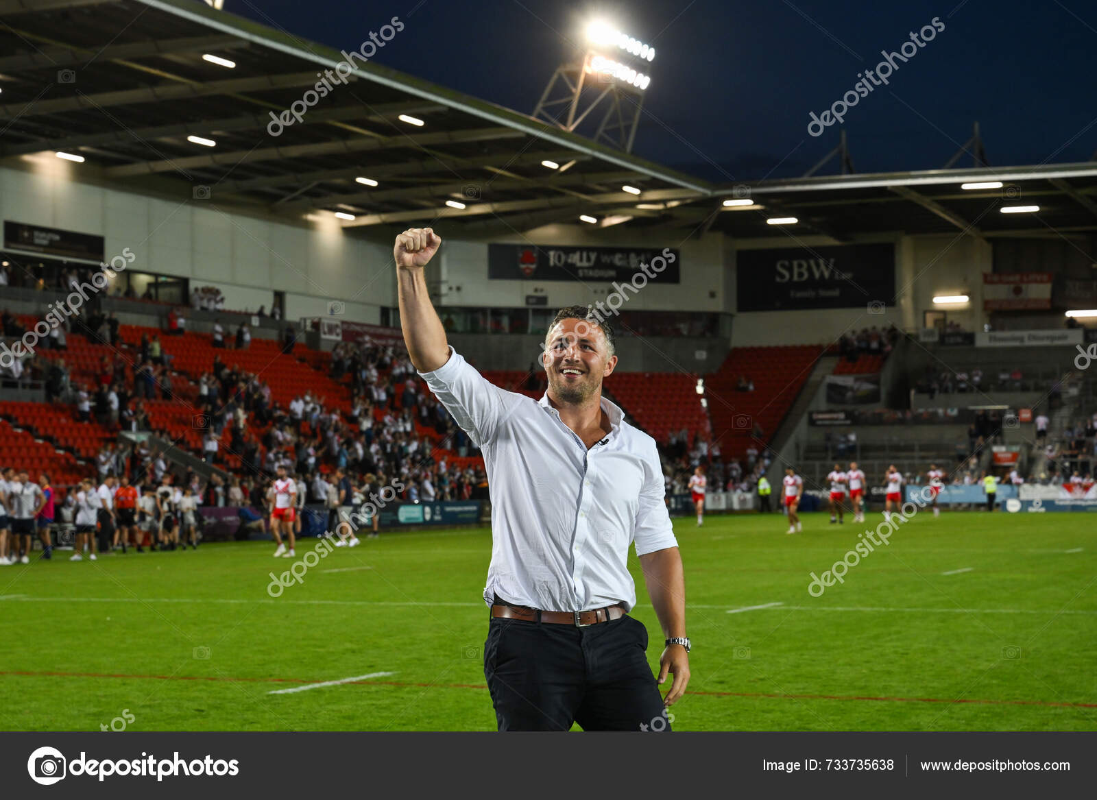 Sam Burgess Head Coach Warrington Wolves Celebrates End Betfred Super ...