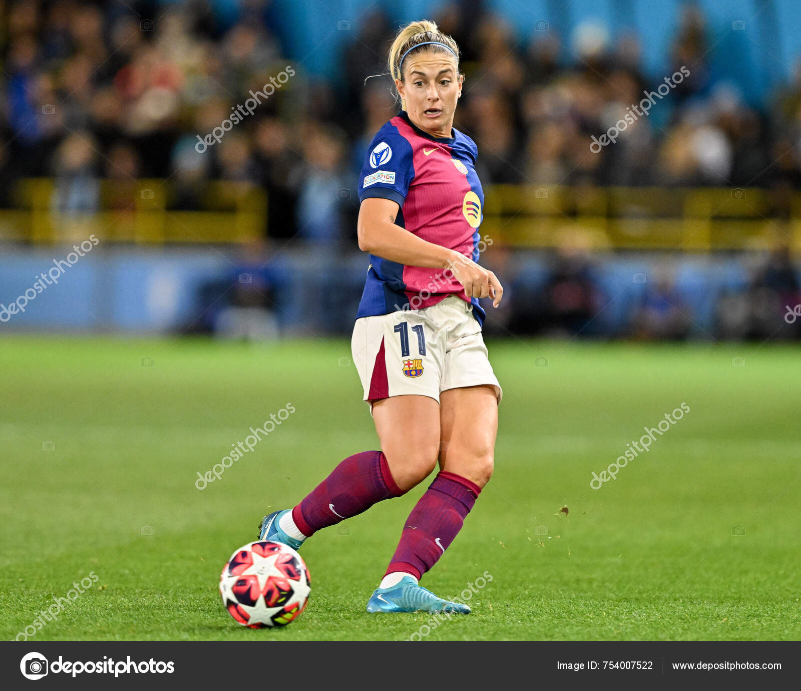 Alexia Putellas Barcelona Femen Passes Ball Uefa Women's Champions ...