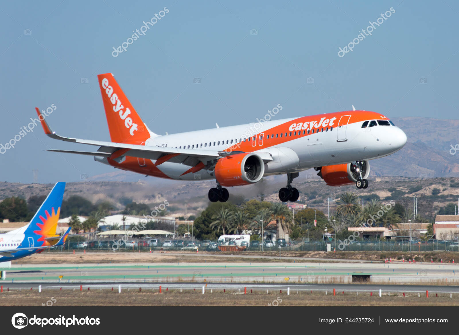 Alicante Espaa Marzo 2023 Airbus A320 Easyjet — Foto editorial de stock ...