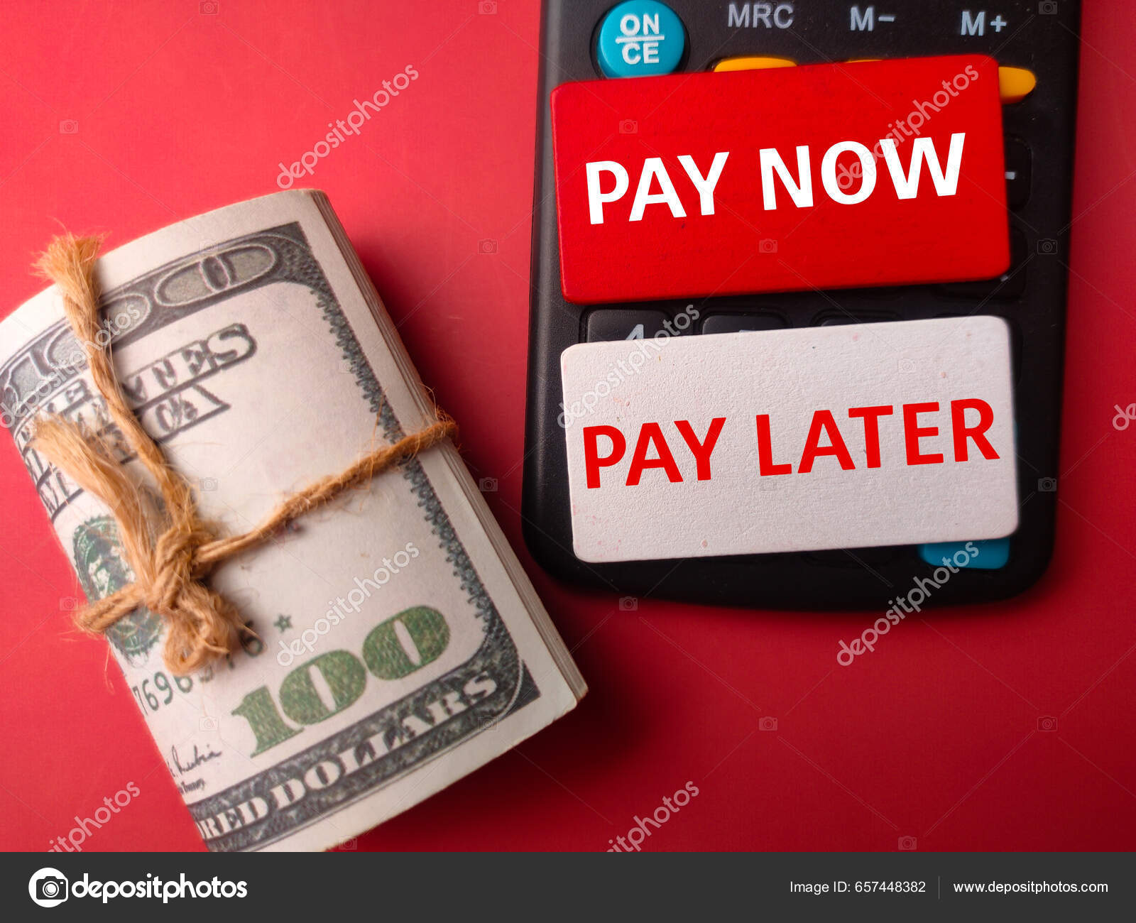 Billetes Calculadora Con Palabra Paga Ahora Paga Después Sobre Fondo ...