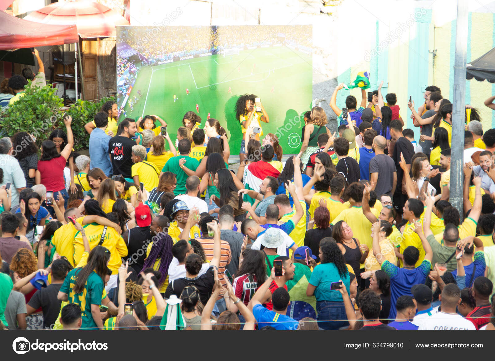 Fifa World Cup Qatar 2022 Fans Crowd Prainha Square Accompany – Stock ...