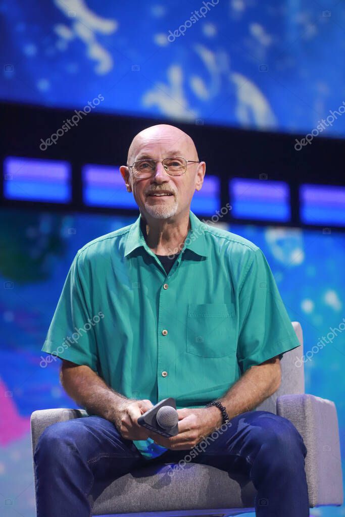 Jim Starlin, creador del universo espacial Marvel, toma el escenario ...