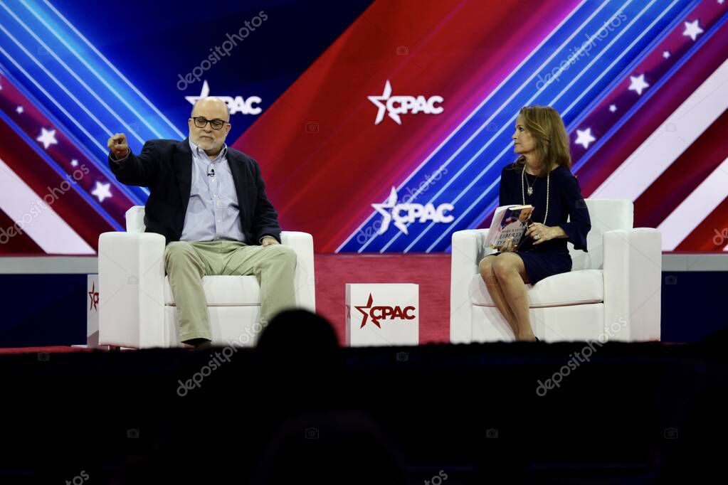 Mark Levin y Julie Strauss Levin en CPAC Covention Protecting America ...
