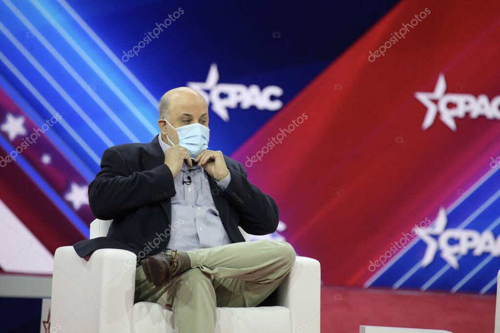 Mark Levin y Julie Strauss Levin en CPAC Covention Protecting America ...