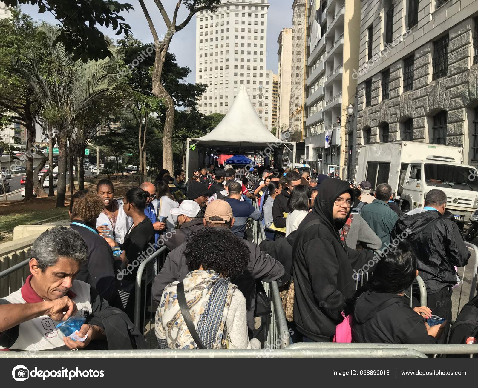 Long Line Unemployed People Register Companies August 2023 Sao Paulo ...