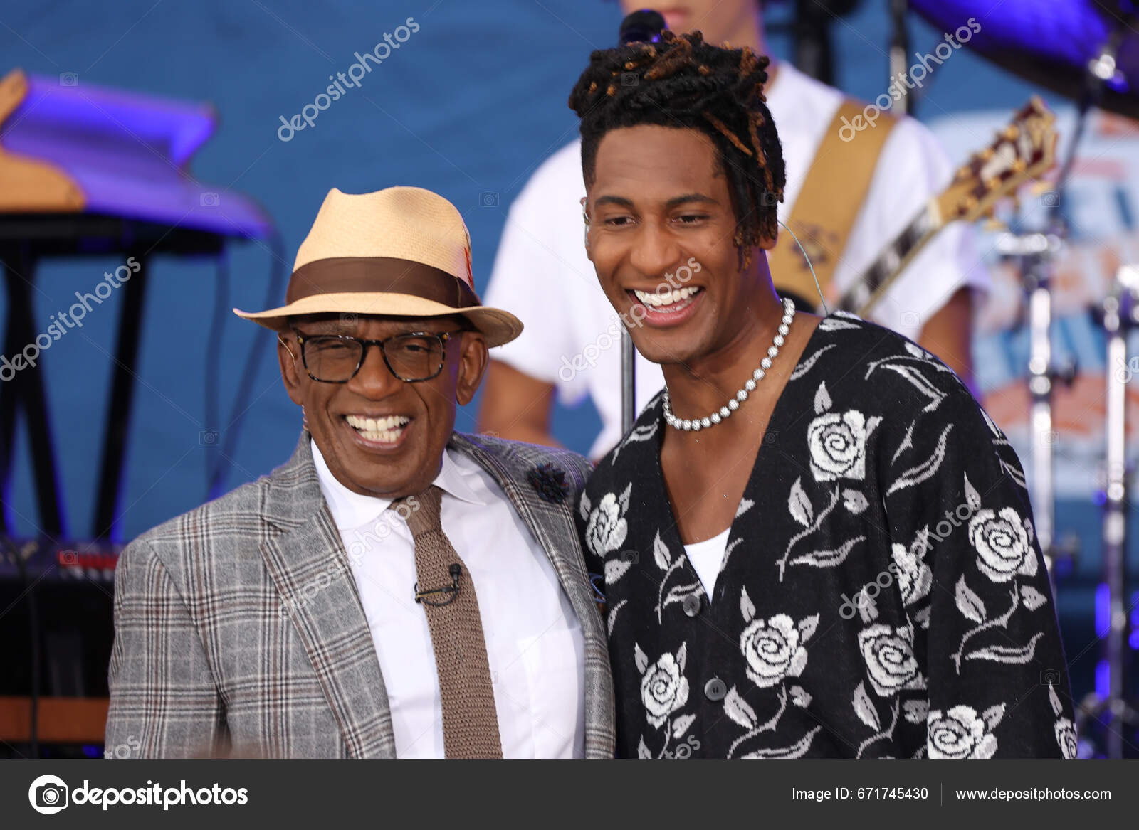 Jon Batiste Nbc Today Show Rockefeller Center Plaza August 2023 – Stock ...