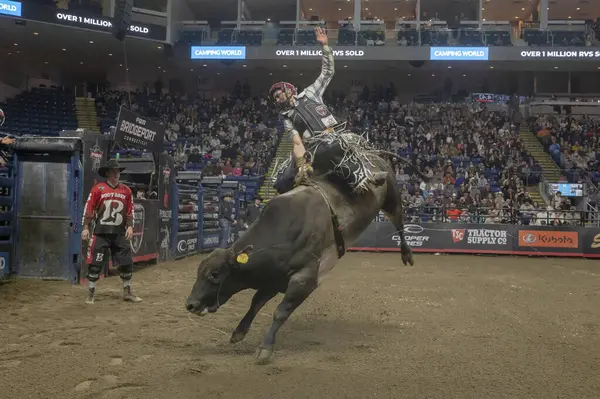 2024 Profesional Bull Riders Pendleton Whisky Velocity Tour en ...