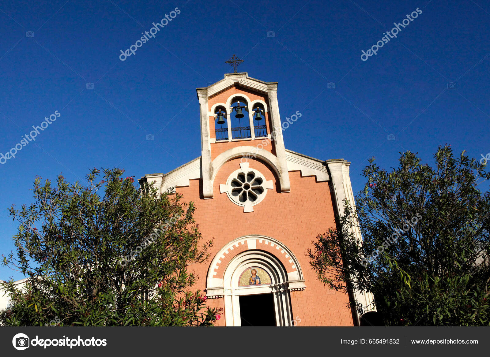 Church Daytime — Stock Photo © alesealesphoto #665491832
